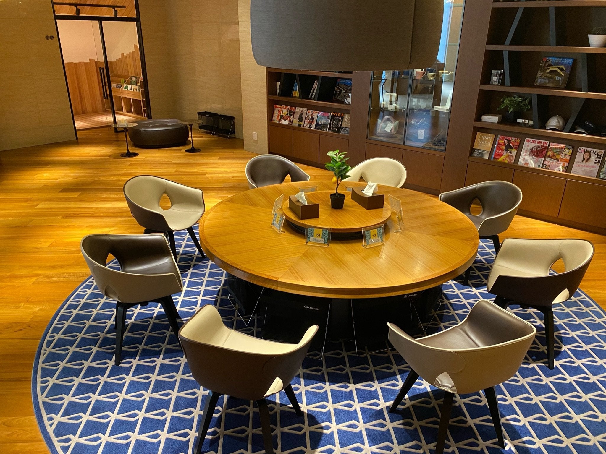 Lexus Tokushima Round Table – MORIKOUGEI ONLINE STORE