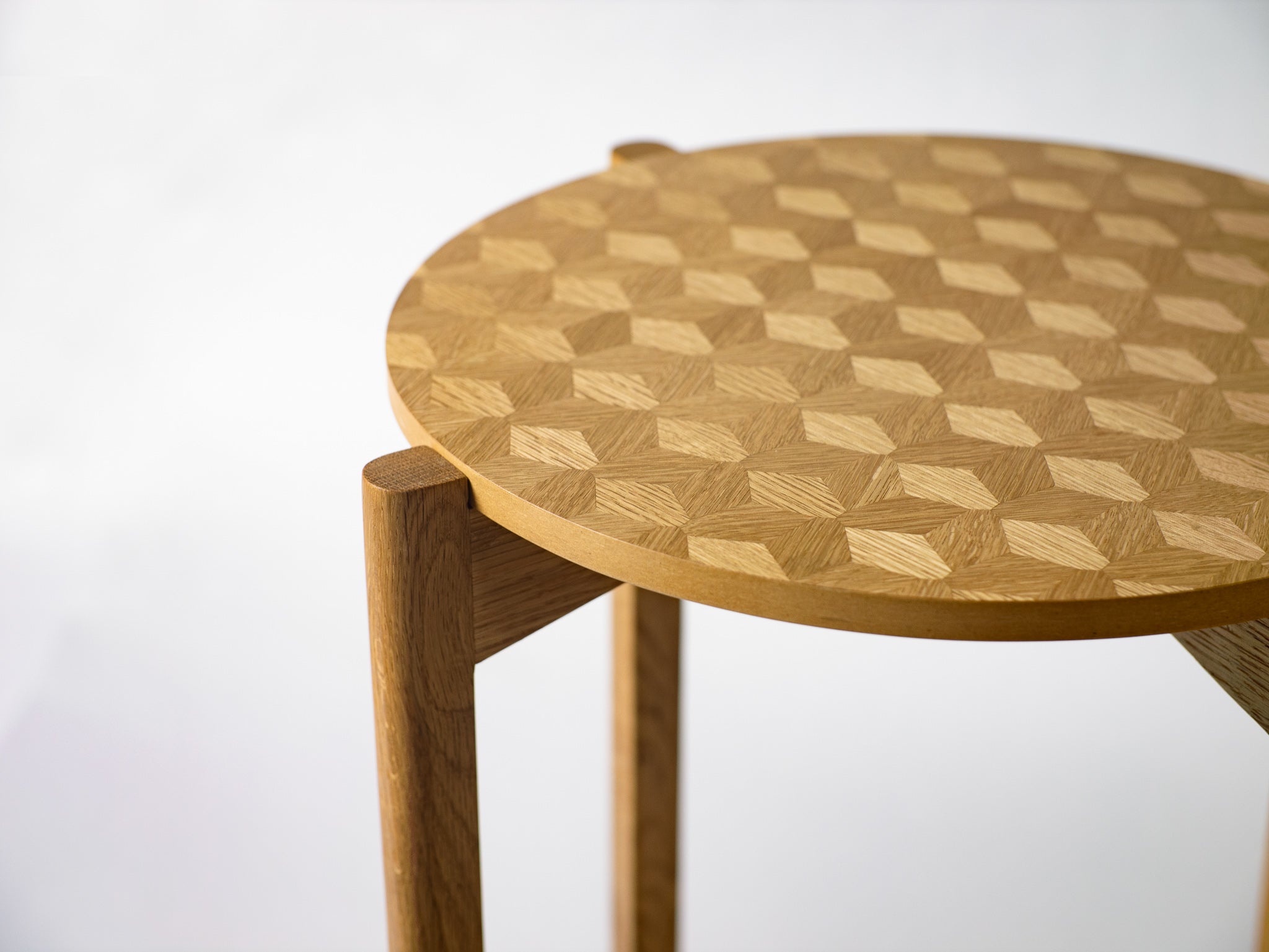 STAND Hoek Japanese Oak - Elegant Wooden Side Table | MORI KOUGEI ...